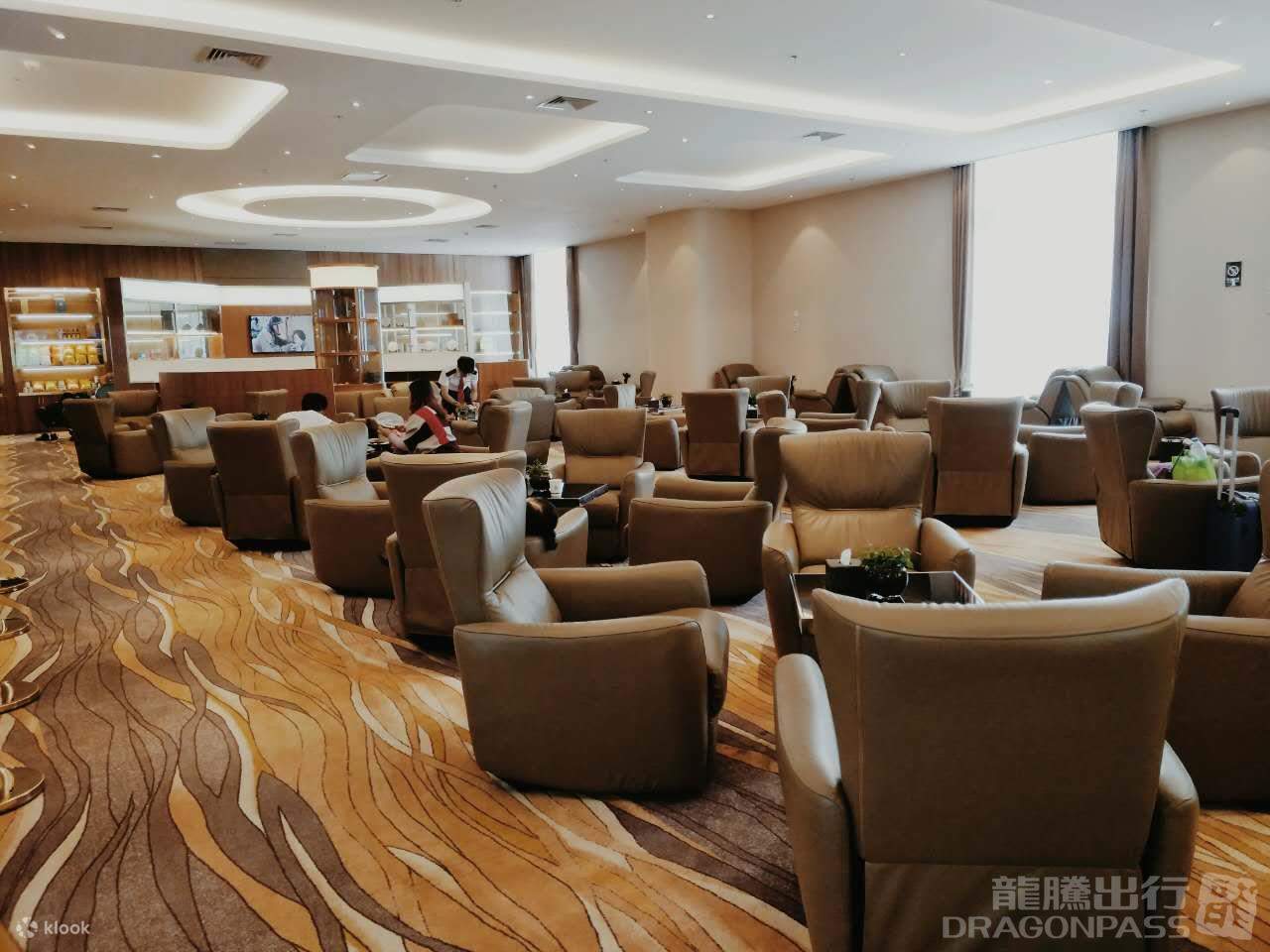 Kunming South Raiway Station Lounge Service - Klook