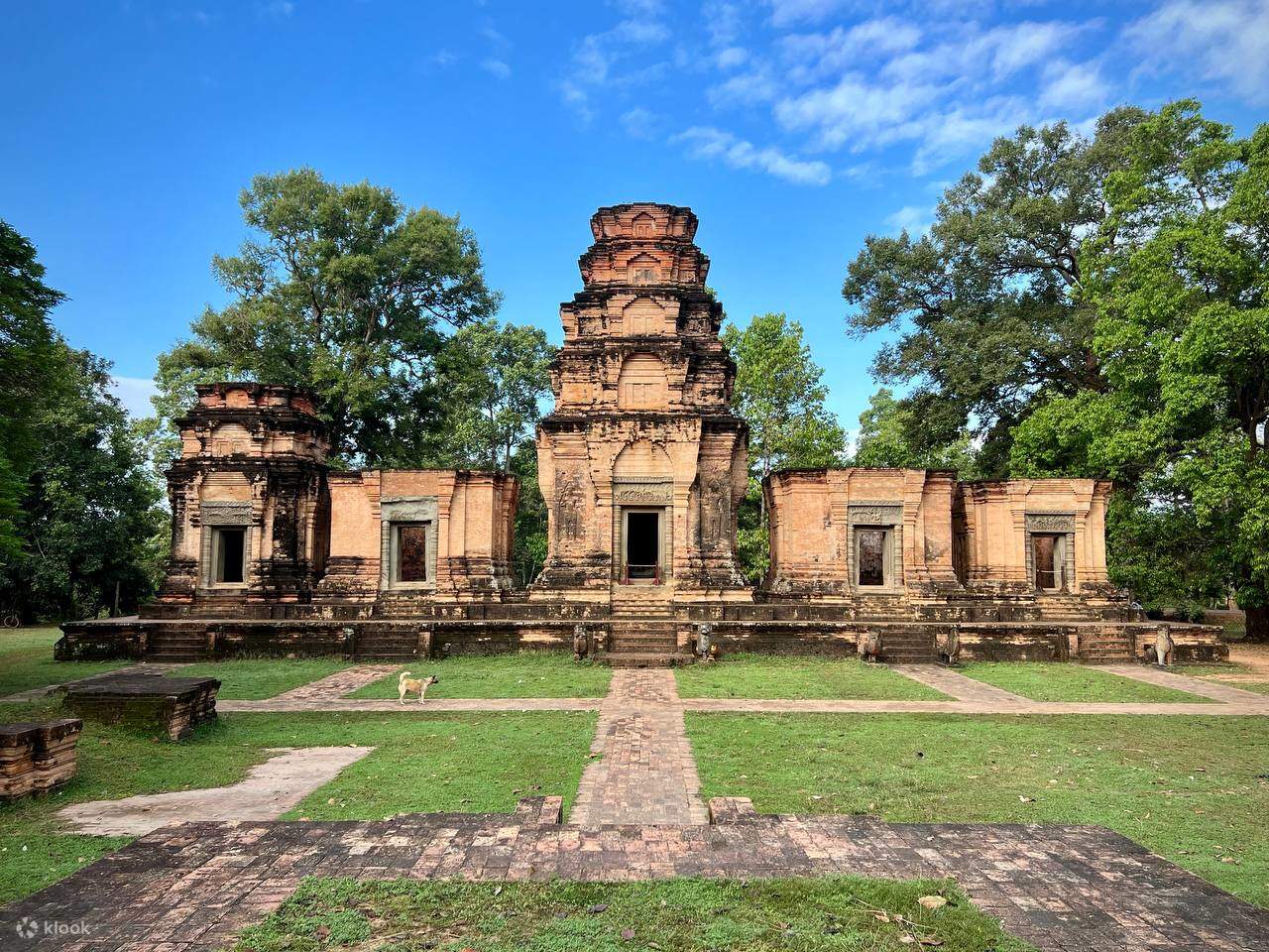 Skip the line: Express service for Angkor Temple Pass - Klook