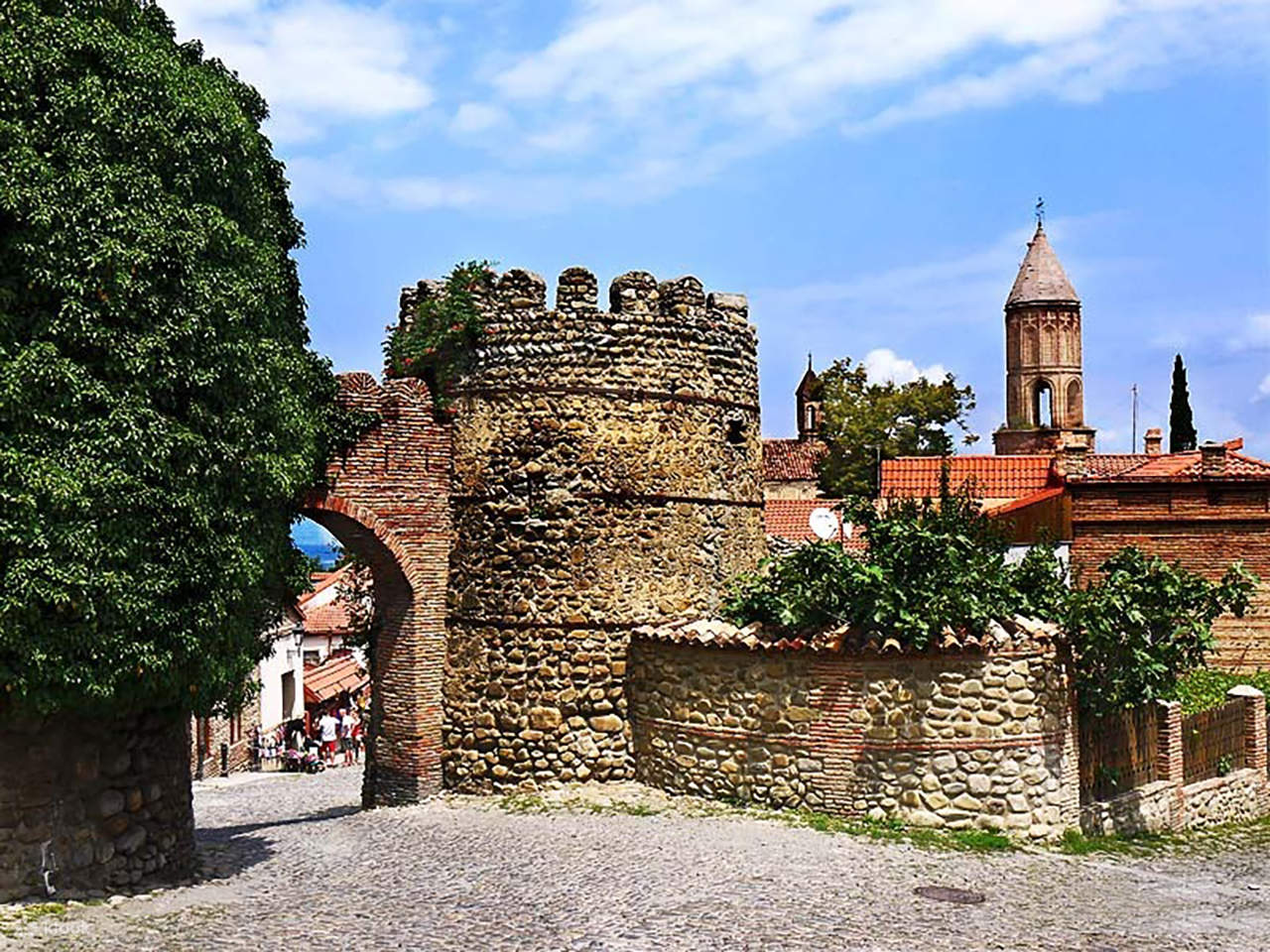 Dari Tbilisi: Biara Bodbe, Sighnaghi, & Tur Sehari Telavi - Klook Indonesia