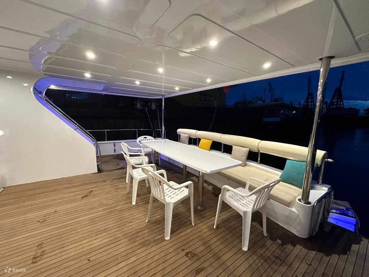 RP Victoria Harbour Tour Cruise Hong Kong - Klook