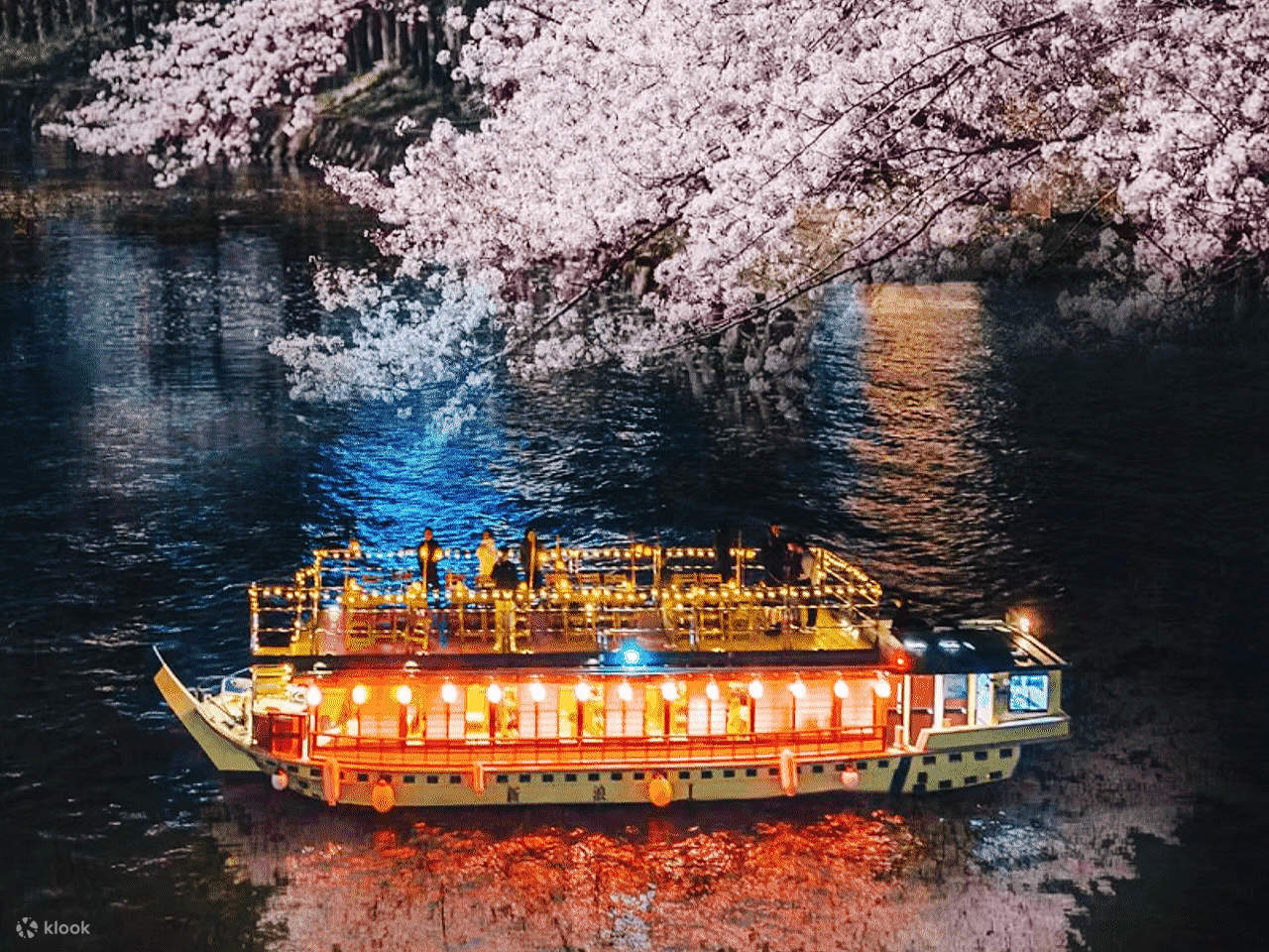 Tokyo | Yakatabune Night Cruise Tokyo Bay Experience (Including ...