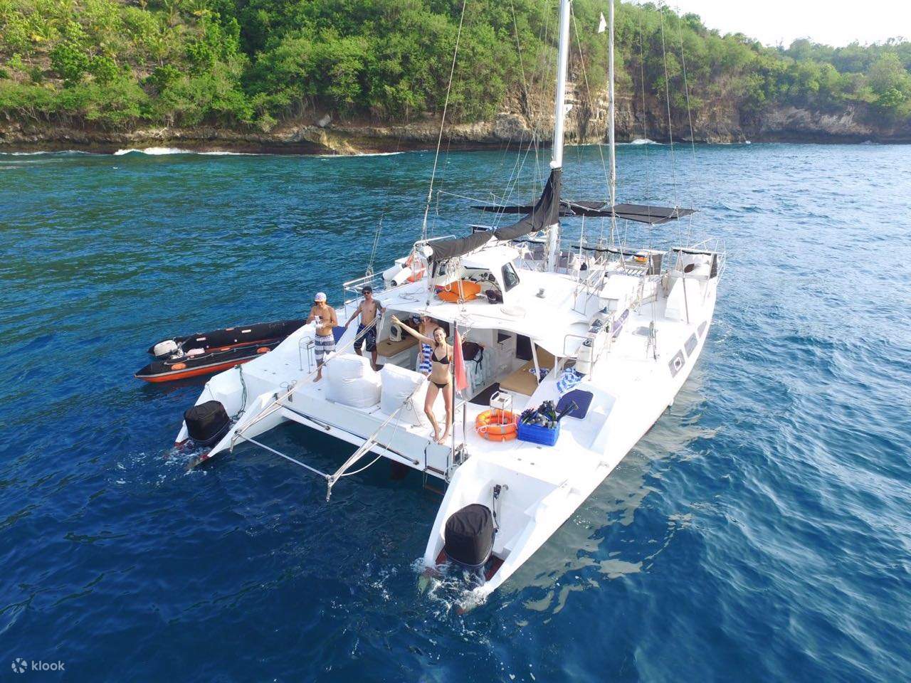 Full Day Nusa Lembongan Cruise by Aneecha Sailing - Klook Singapore
