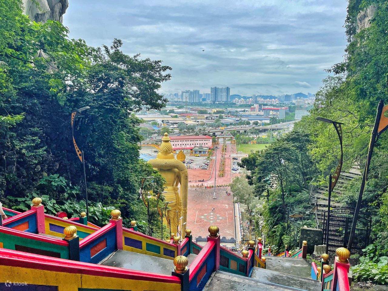 Visite des environs de Kuala Lumpur et des grottes de Batu- Klook ...