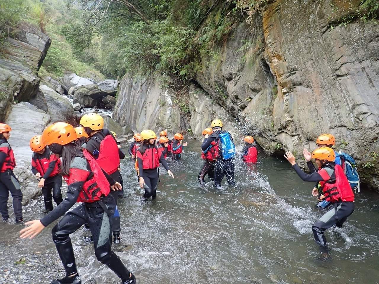 River Tracing Experience with Chinese-speaking Guide in Taitung - Klook