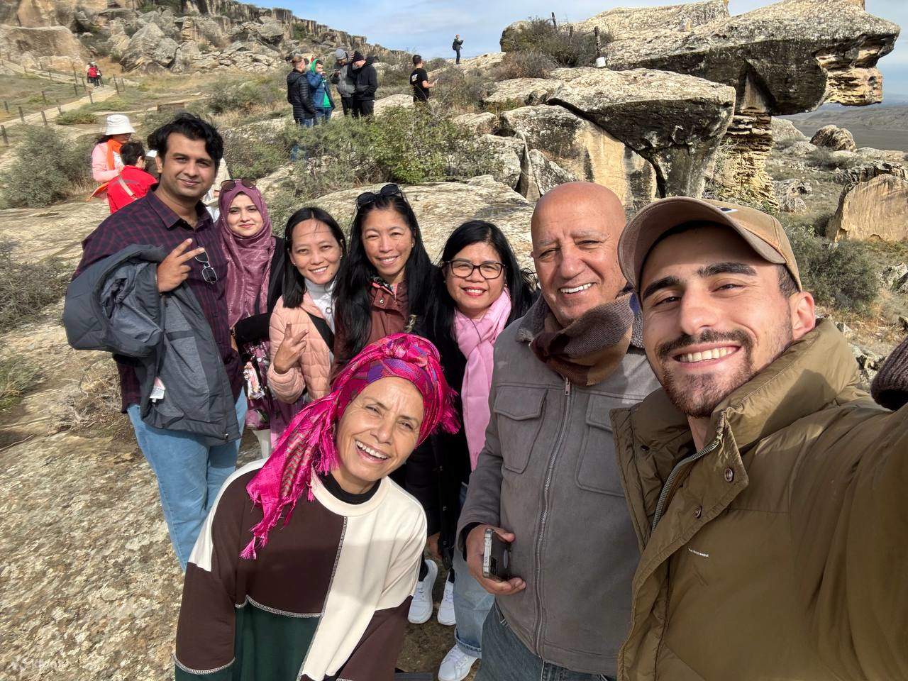 Baku: Gobustan, Mud Volcanoes, Fire Mount & Temple Tour - Klook Estados ...
