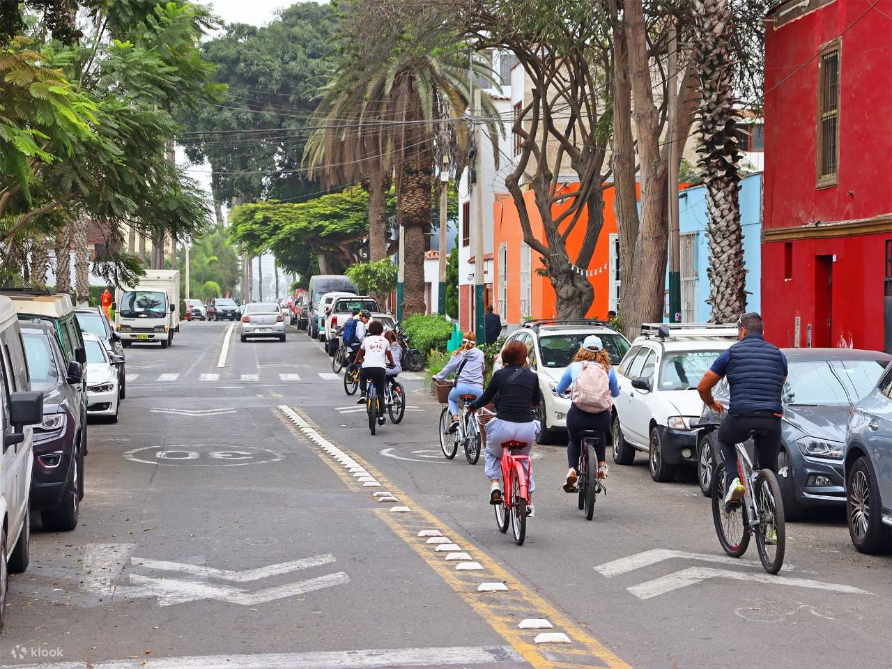 Lima Bike Tour in Miraflores and Barranco - Klook Singapore
