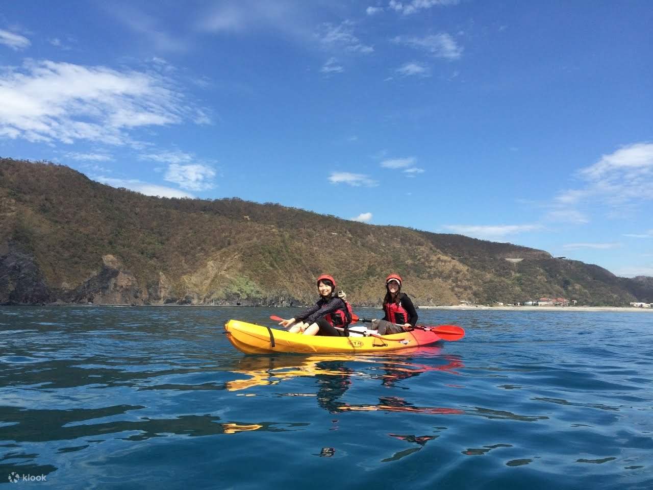 Yilan Nanfang'ao Secret Spot Thief's O'O & Colorful Stone Beach Kayak ...