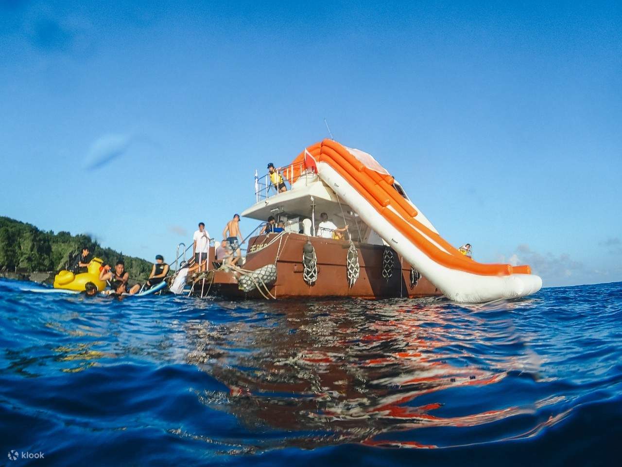 Green Island Summer Sea Charter SUP Party - Klook