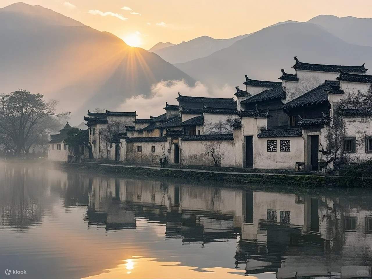 3-Day Round Trip Shanghai Bullet Train Tour to Huangshan Hongcun, Anhui ...