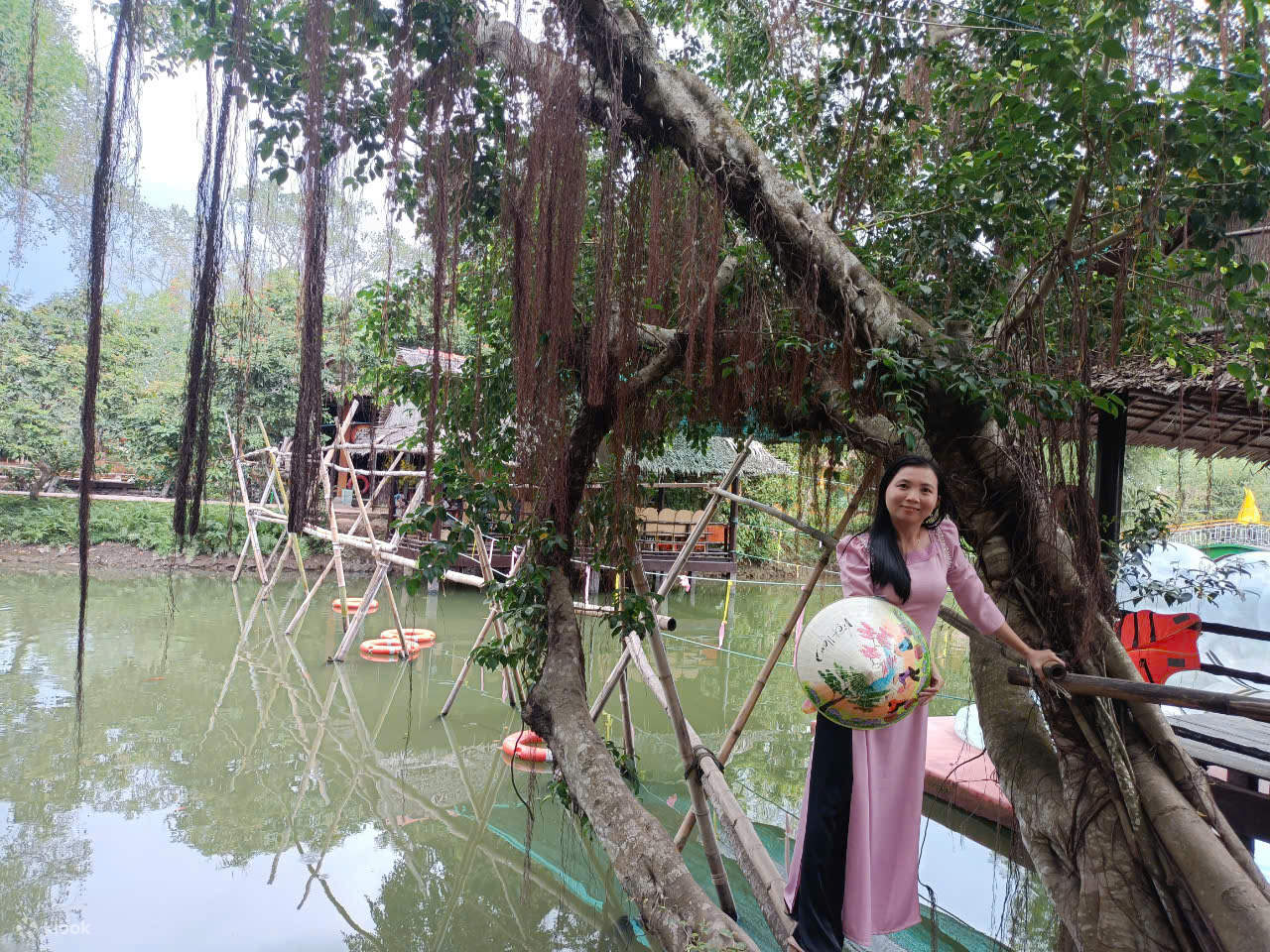 Mekong Delta with Ao Dai Experience Private Day Tour - Klook India
