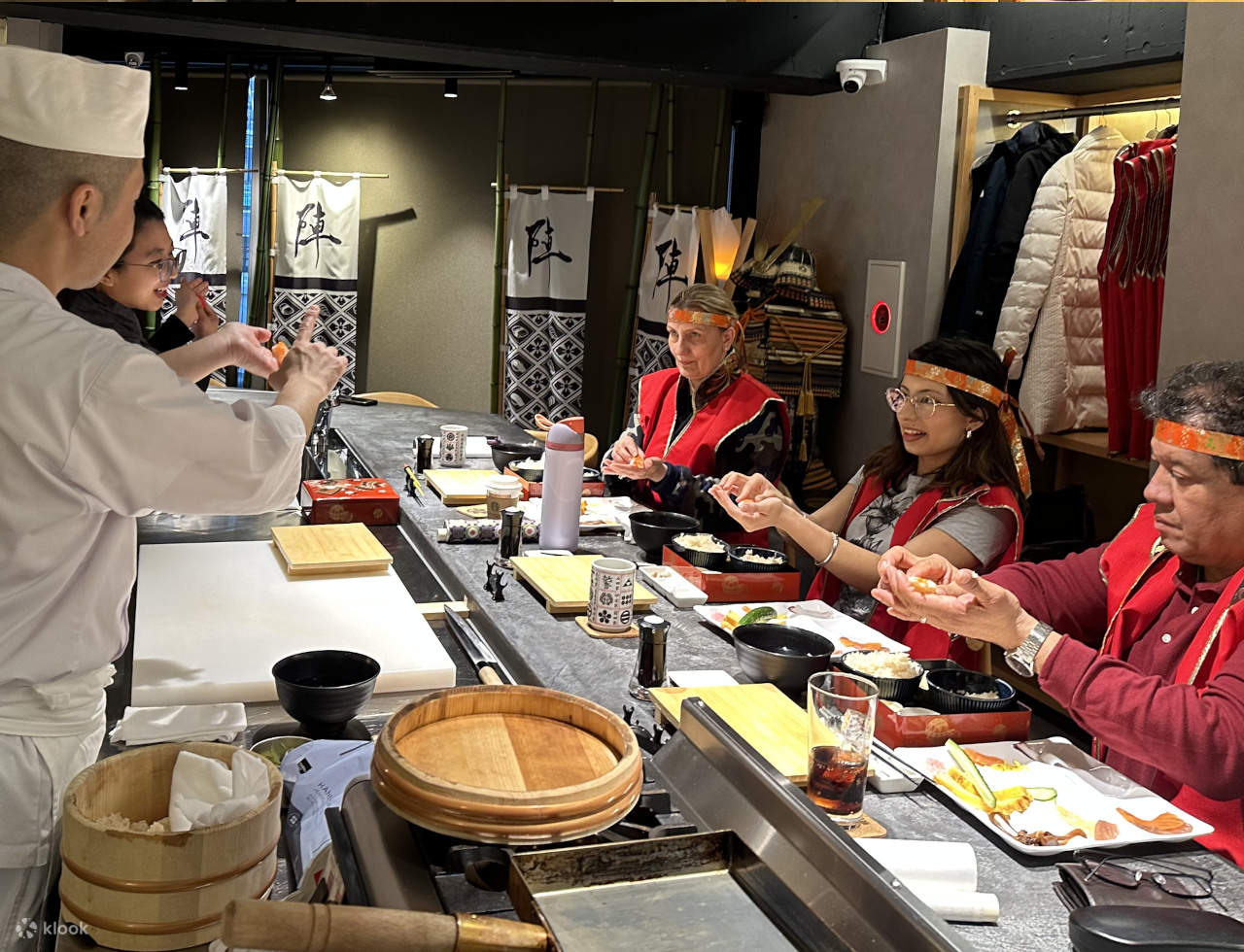 Sushi Making Samurai Experience-Time Travel Sengoku Era @Asakusa ...