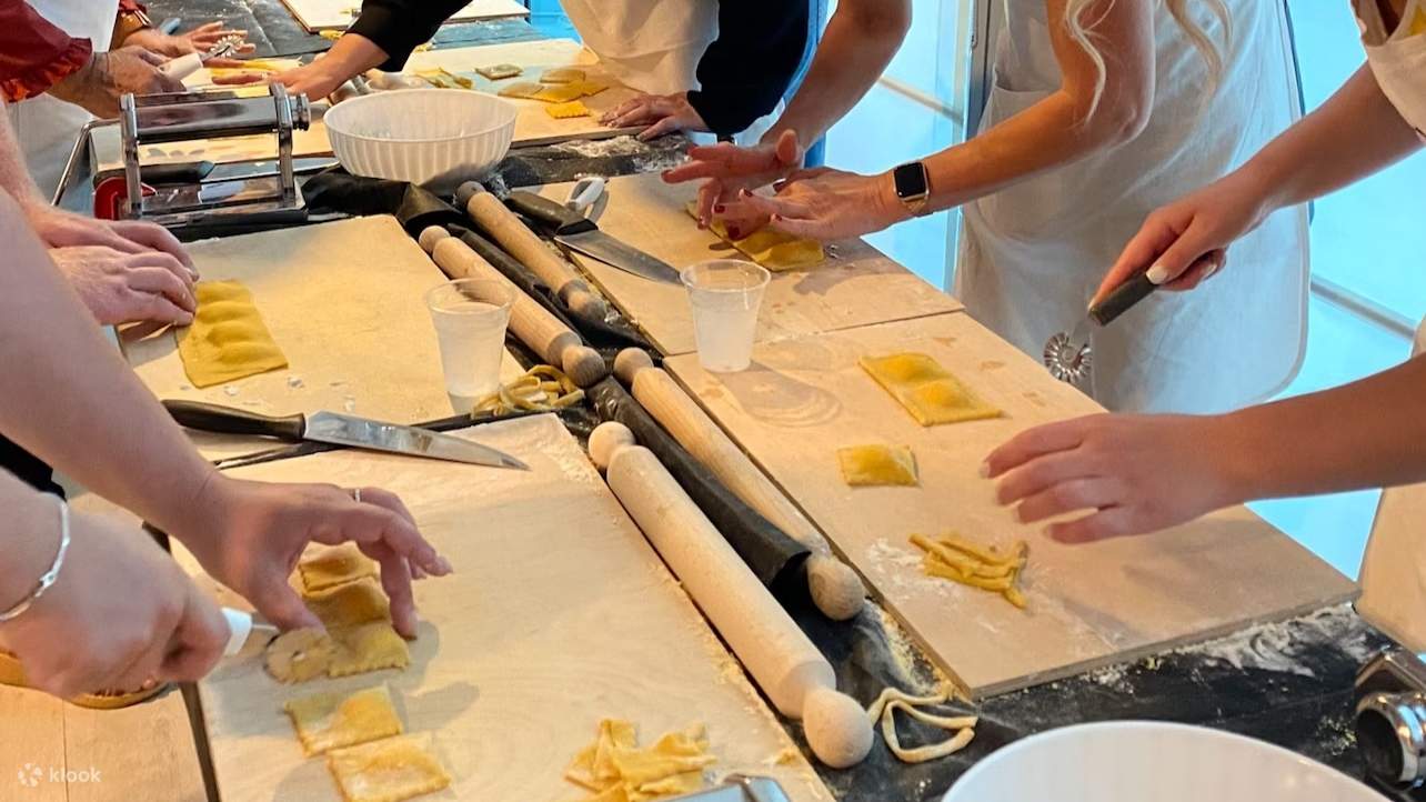 Pasta, Ravioli & Tiramisu making experience in Rome - Klook Singapore