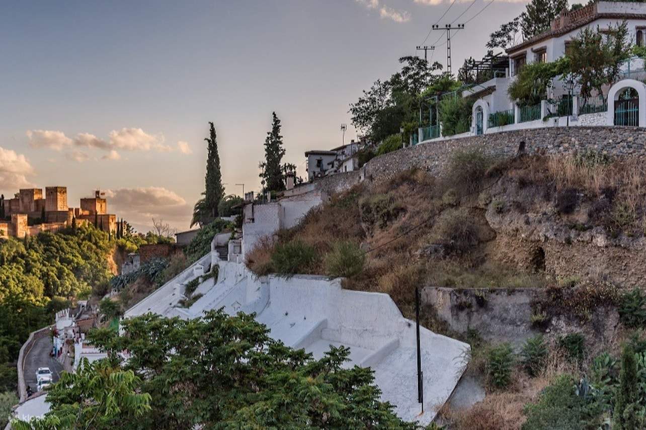 Granada Albaicin and Sacromonte with Cathedral Tour - Klook