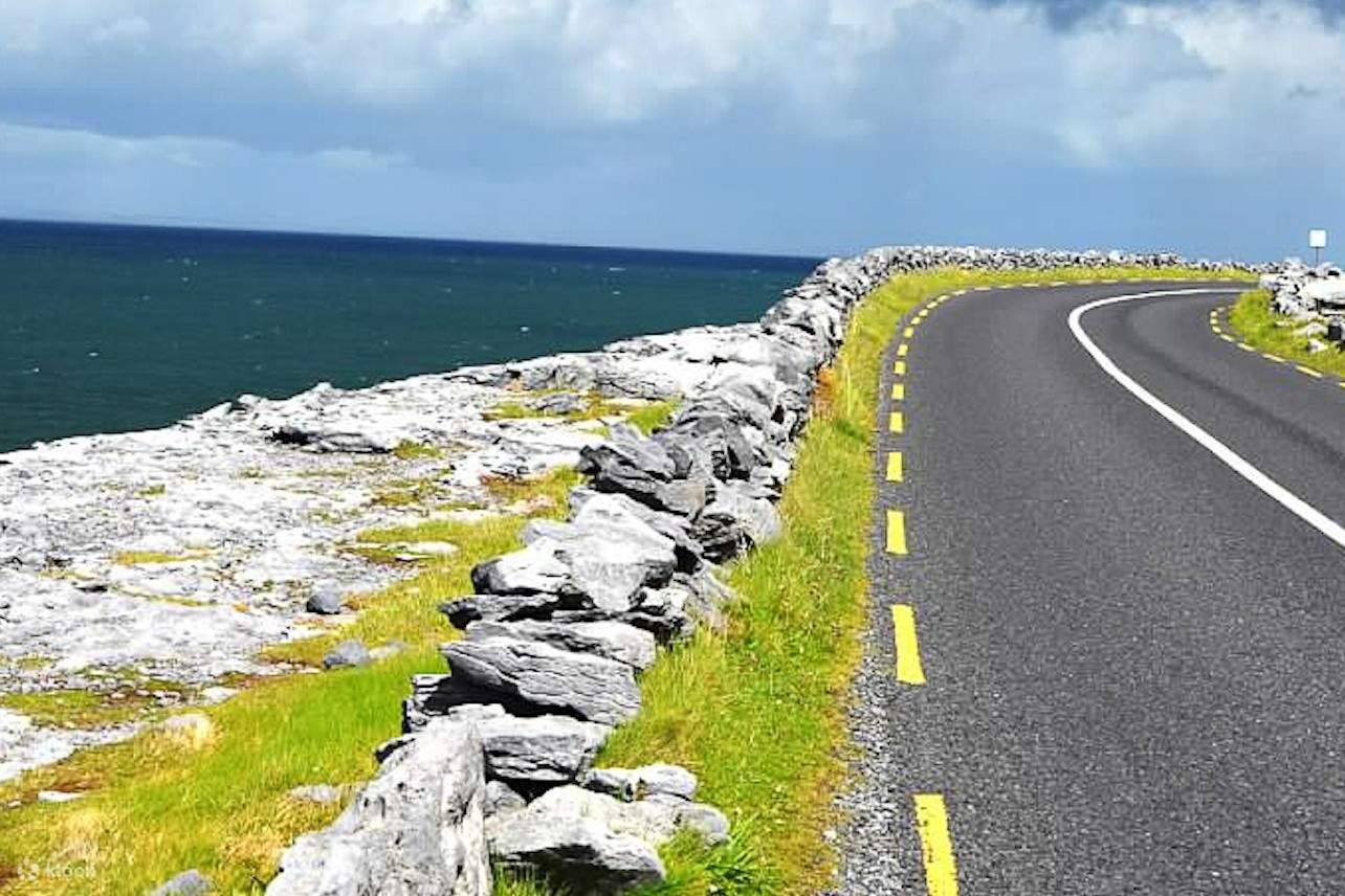 Tur Sehari Tebing Moher dan Burren dari Galway - Klook Indonesia