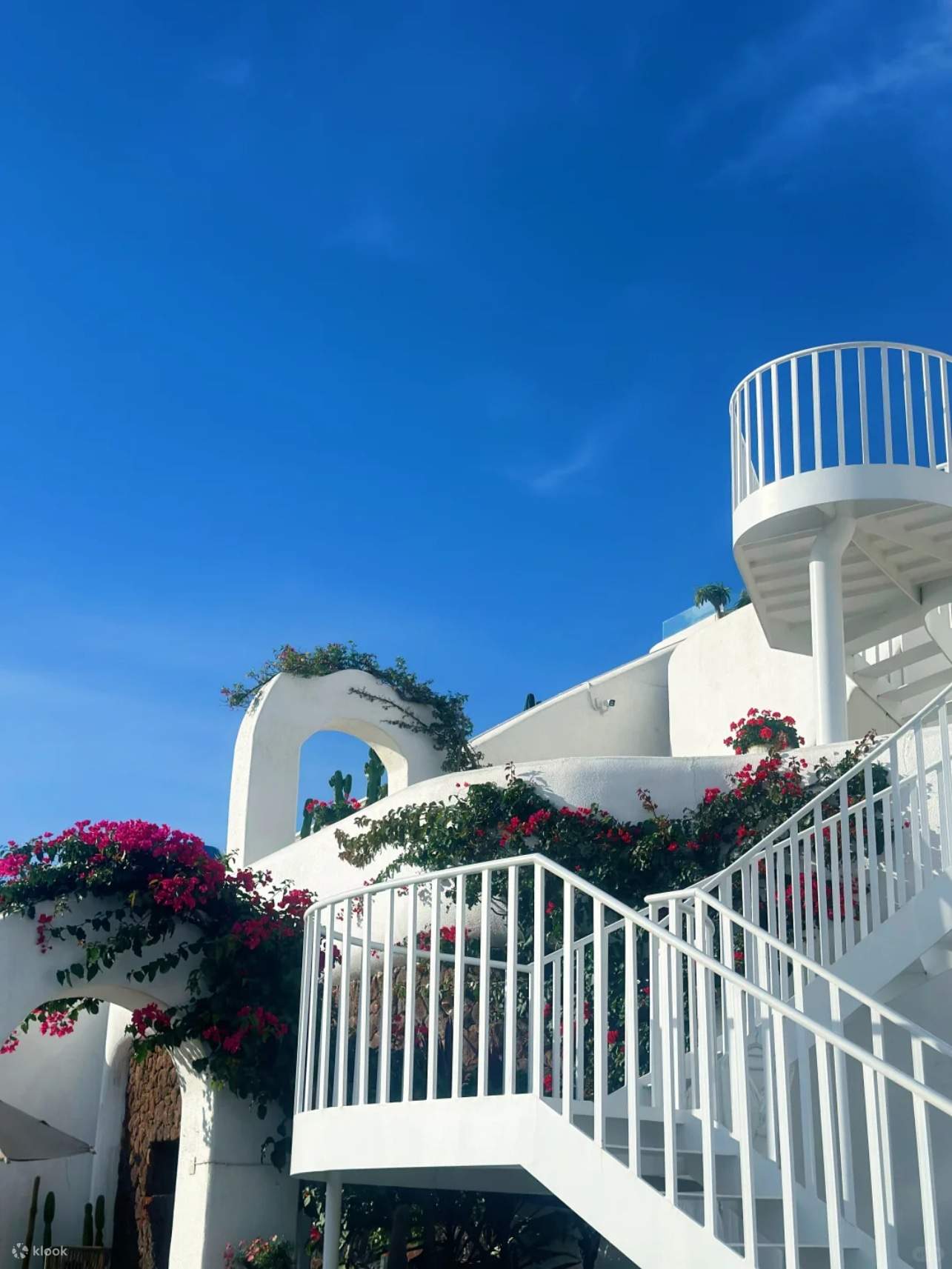 2-Day Luxury Dali, Yunnan Tour (Shuanglang Ancient Town & Jin Suo ...