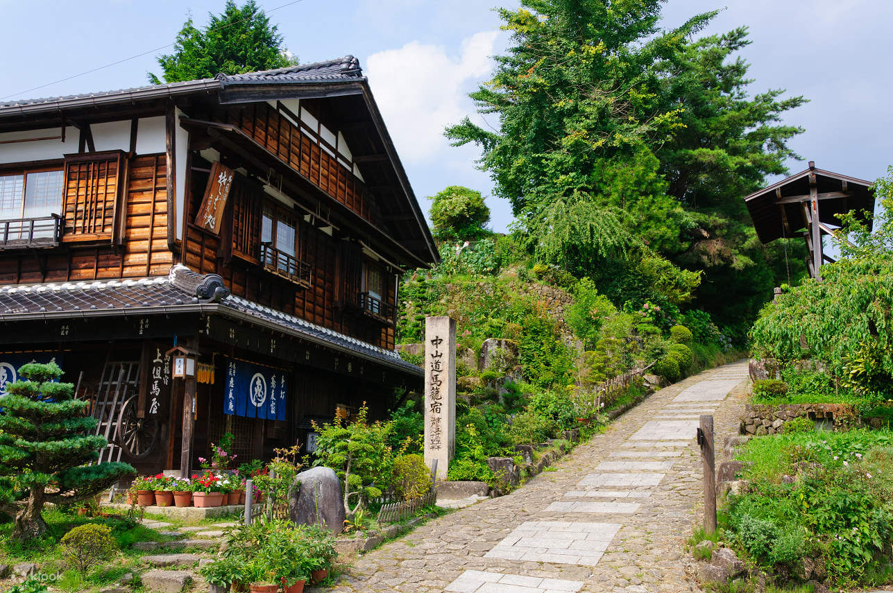 Gifu: Ena Gorge Autumn Leaves & Magome 1-Day Bus Tour (from Nagoya ...