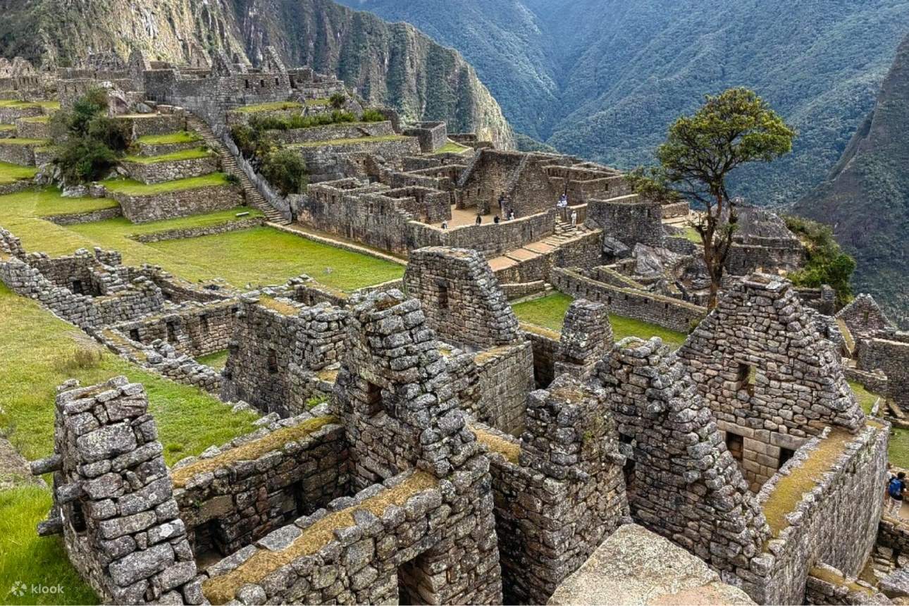 Explore Machu Picchu in 2 Days by Train | Amazing Adventure - Klook