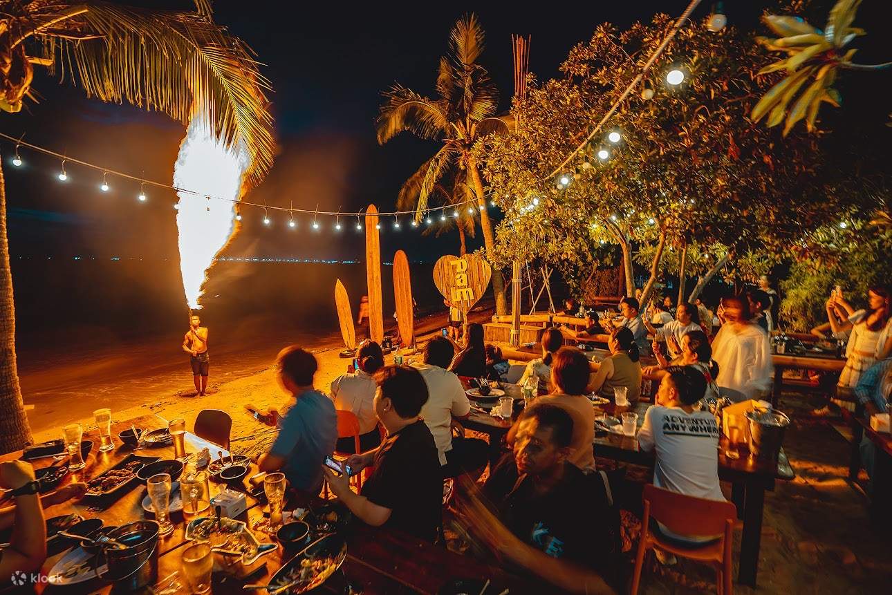 DAM Beach FIRESHOW PATTAYA - Klook