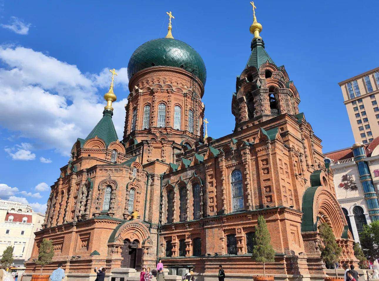 Harbin, Northeast China Private Day Tour (Volga Manor + Central Street ...