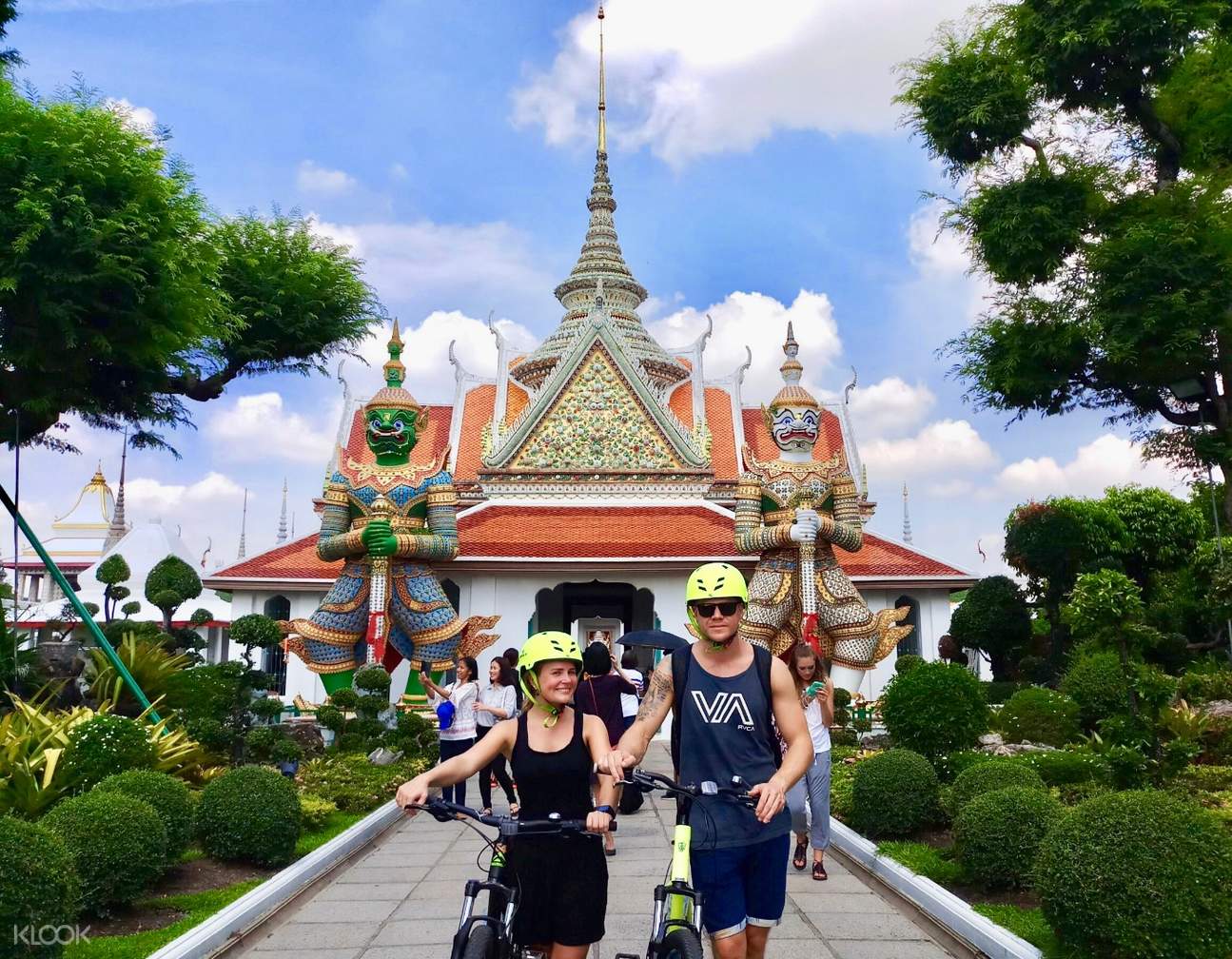 [SALE] Bangkok's Temple Bike Tour with Bangkok Bike Adventure - Ticket KD