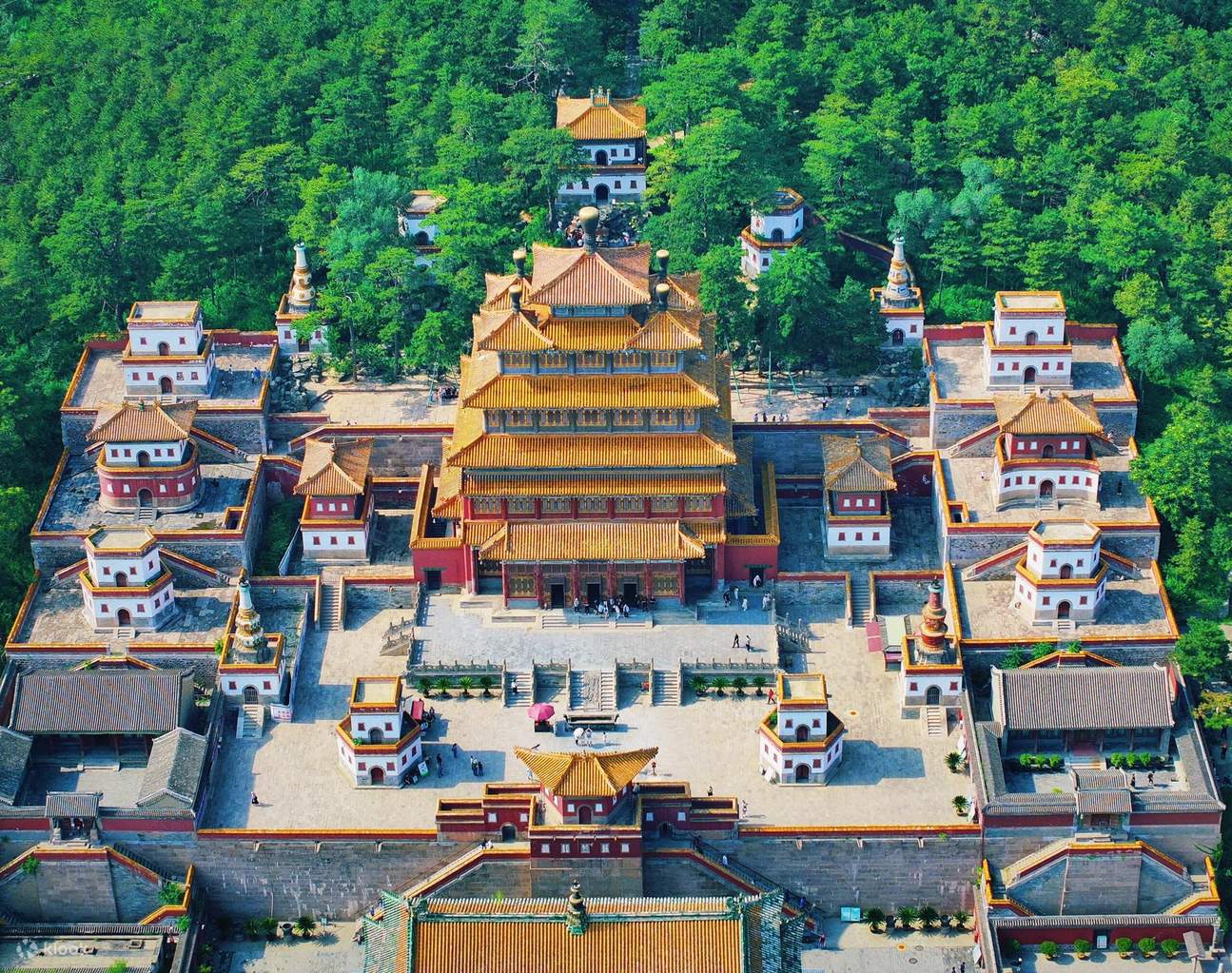 2-Day High-Speed Train Tour from Beijing to Chengde, Hebei (Imperial ...