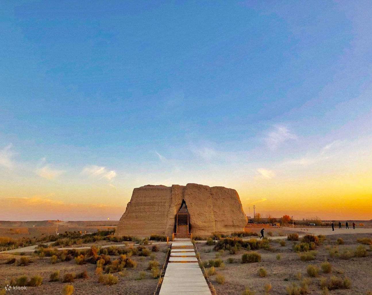 Dunhuang Private Guided Day Tour: Yangguan Scenic Area, Yumen Pass, Han ...