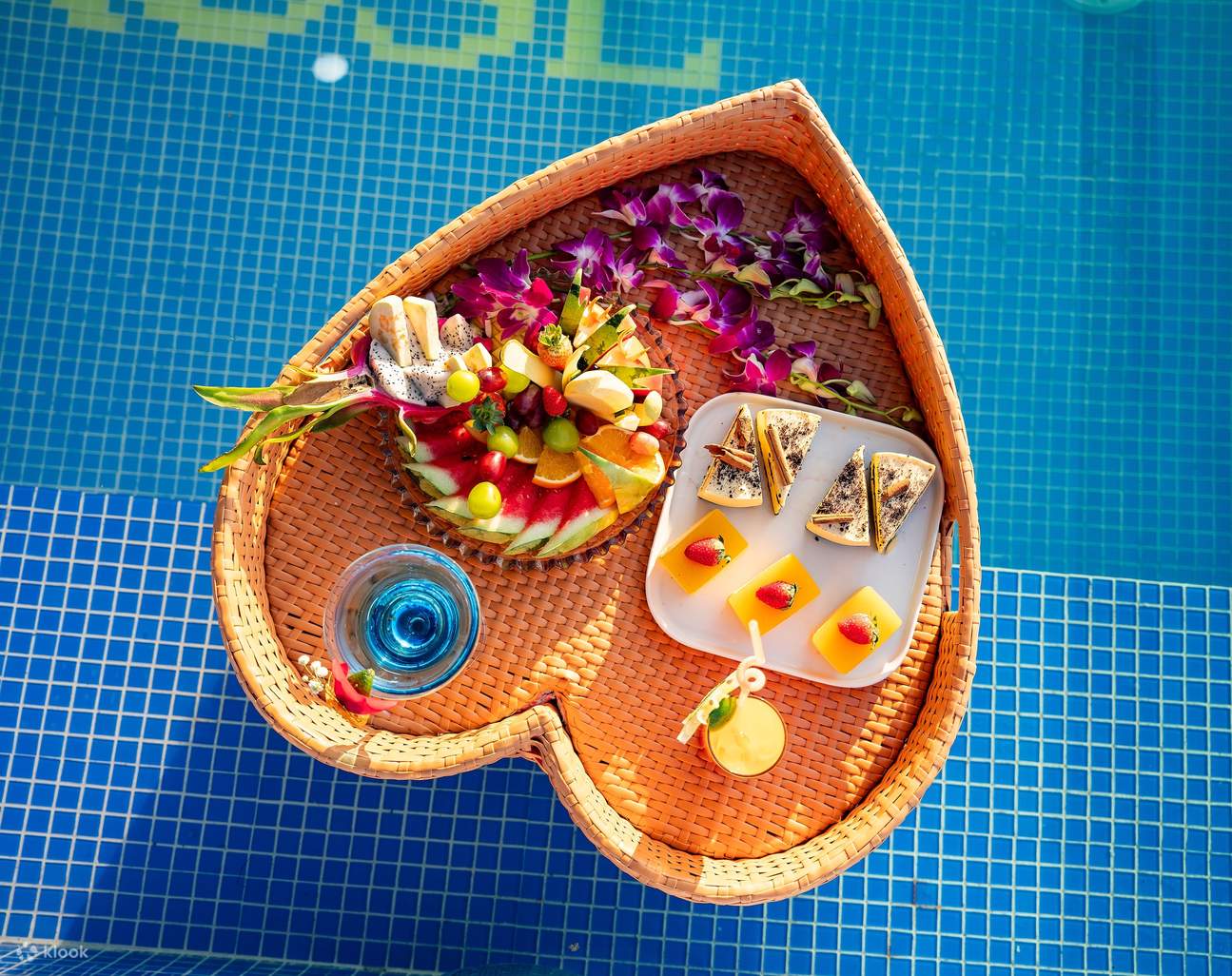 Explore Ha Long Bay Day Cruise Trip by Ambrose Cruise - Klook India