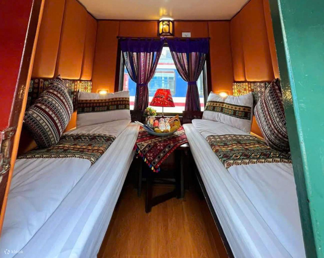 Kereta Tidur Hanoi ke Lao Cai Dengan Family Train Express - Klook Indonesia