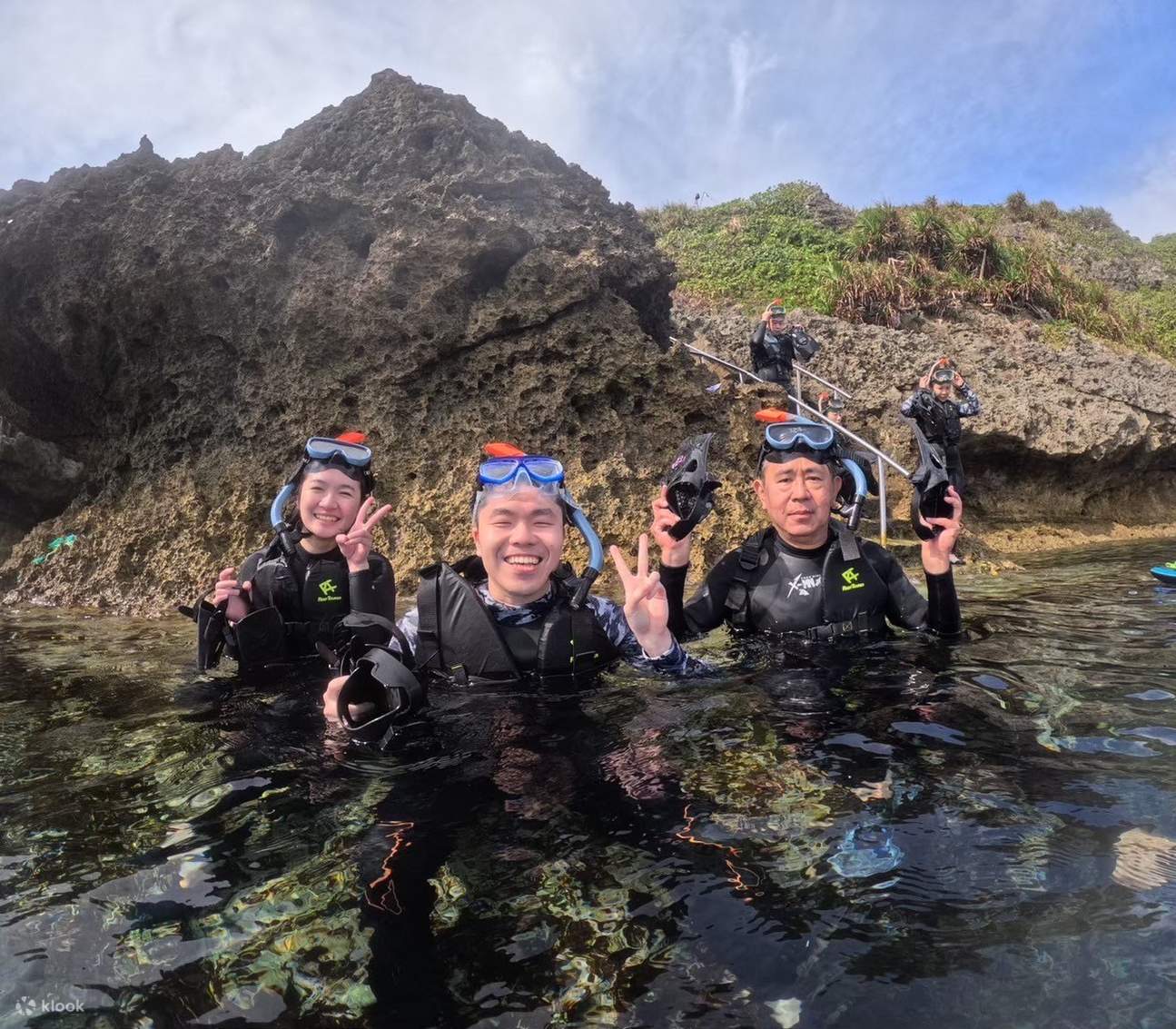 Okinawa Blue Cave chill dive snorkeling and diving Chinese English ...