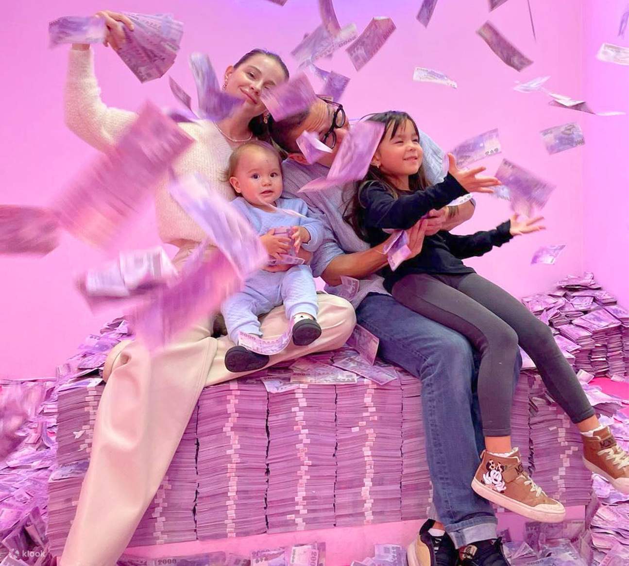 Gaki Hip: Taiwan's First IG Museum - Klook