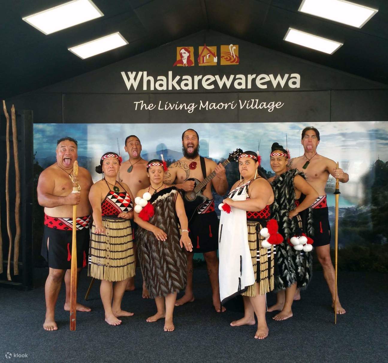 Rotorua Whakarewarewa The Living Maori Village Full-Day Cultural ...