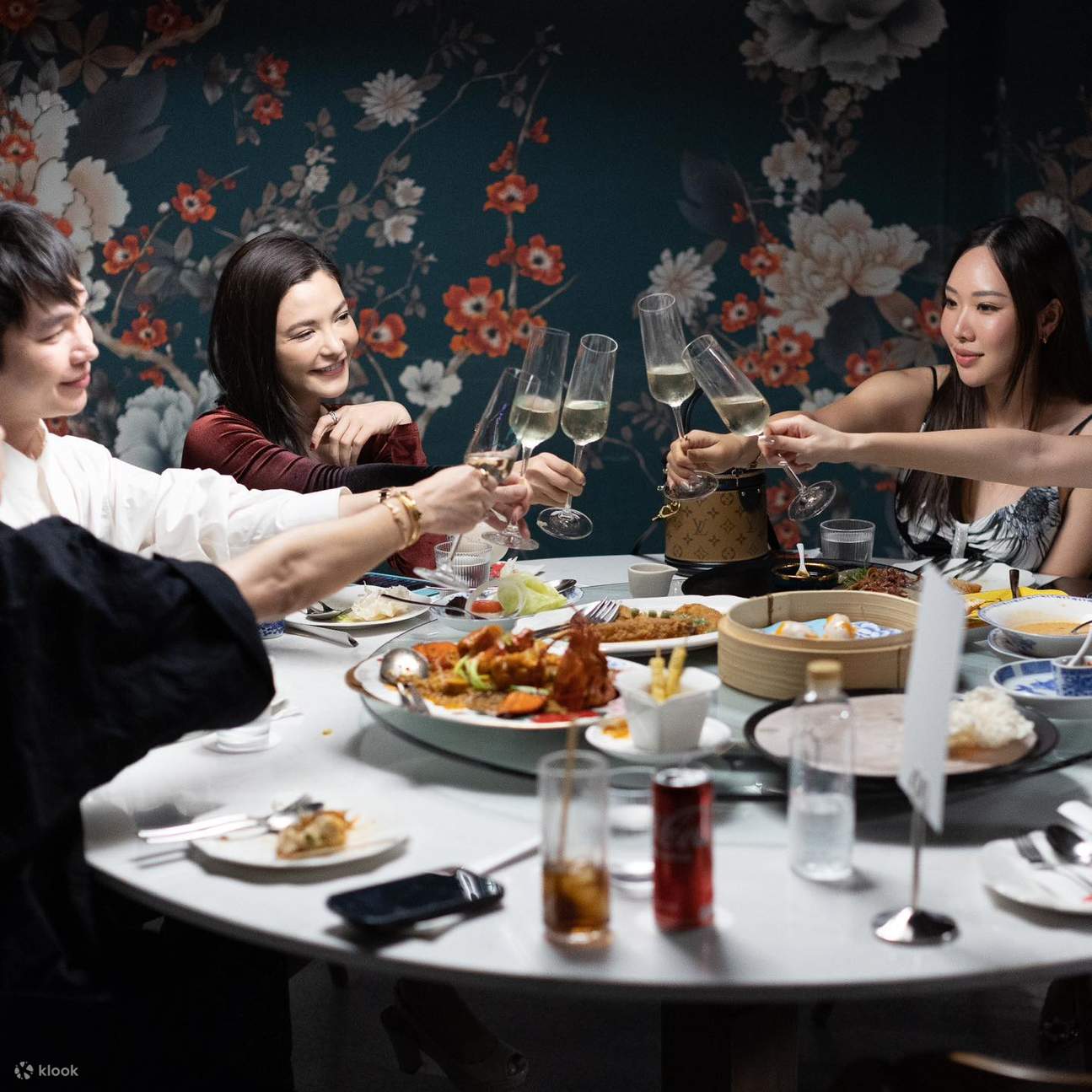 Rejoignez-nous pour une expérience culinaire au restaurant Ang Morr ...