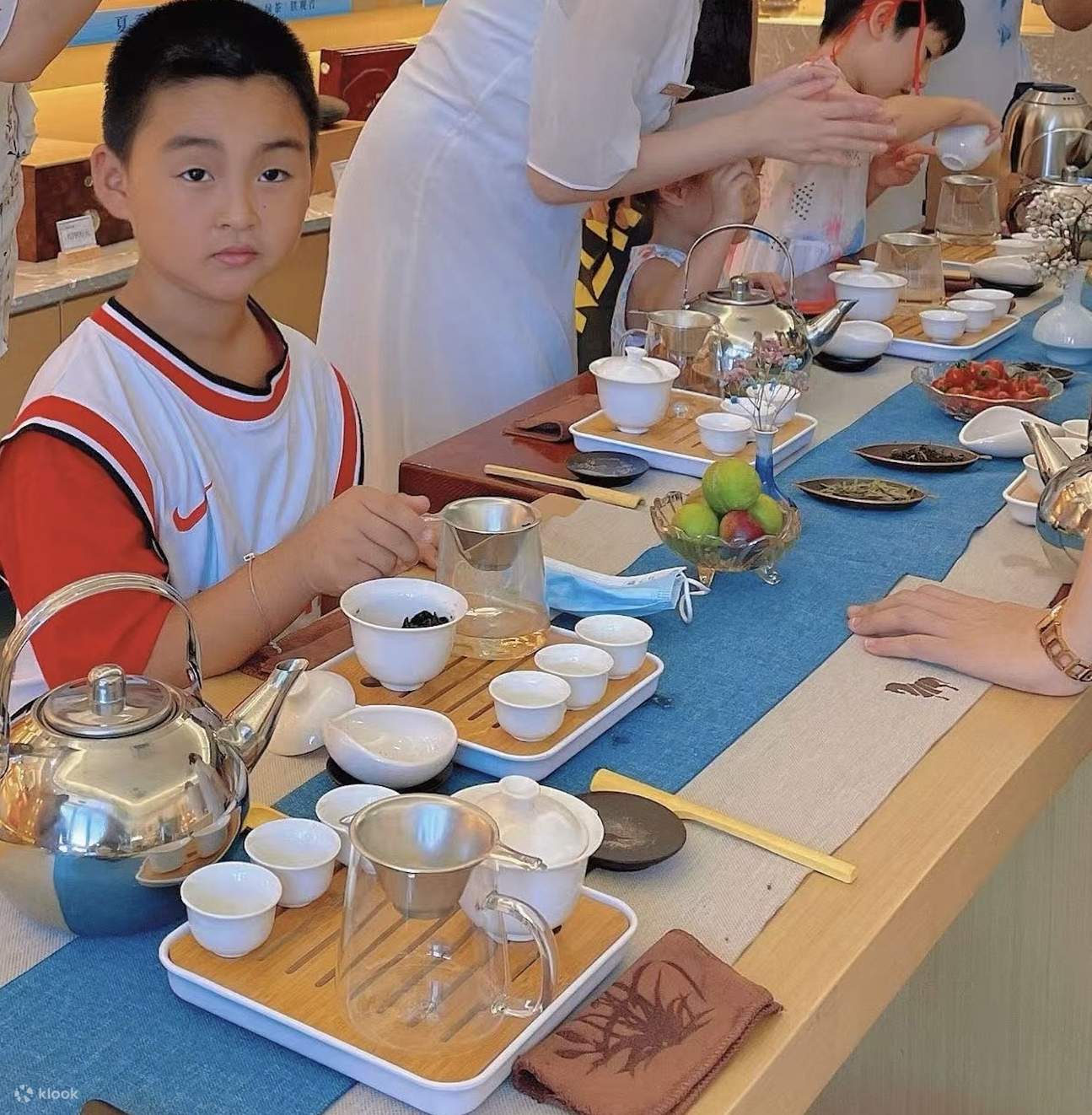 Luohu Vanke • Little Tea Master Parent-Child Immersive Tea Art ...