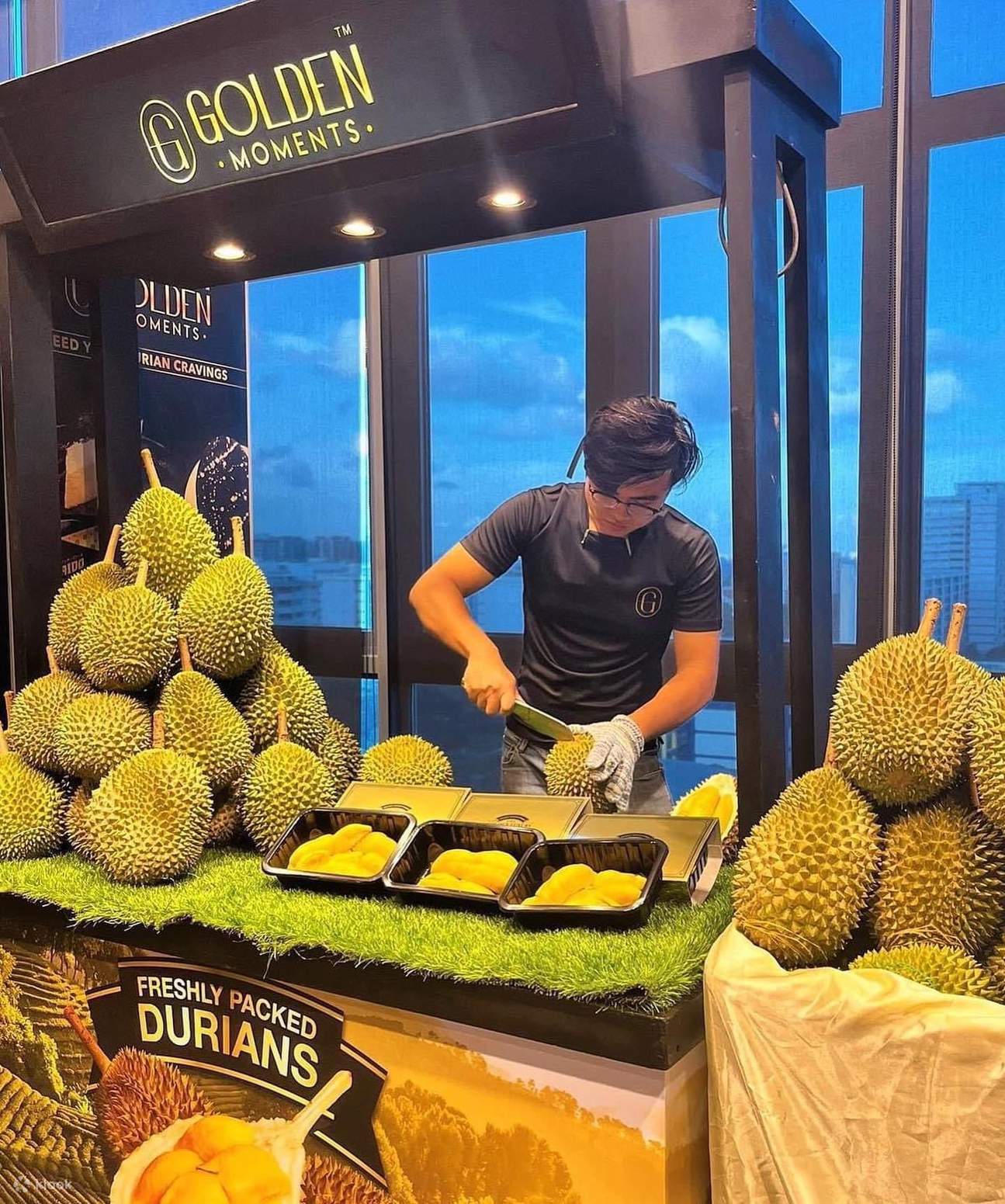 Durian Omakase by Golden Moments - Klook États-Unis