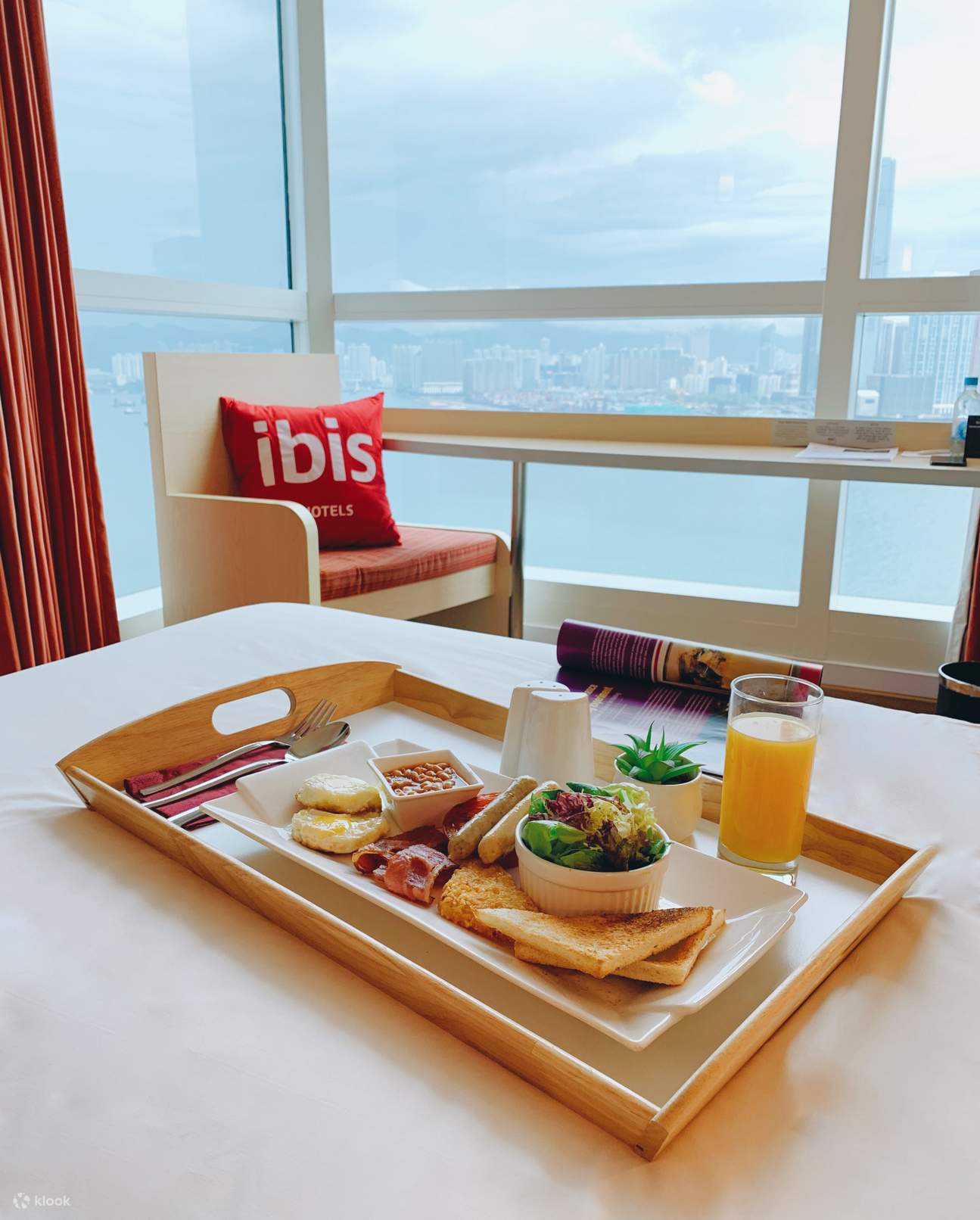 ibis Hong Kong Central & Sheung Wan (14-night /30-night Stay) - Klook
