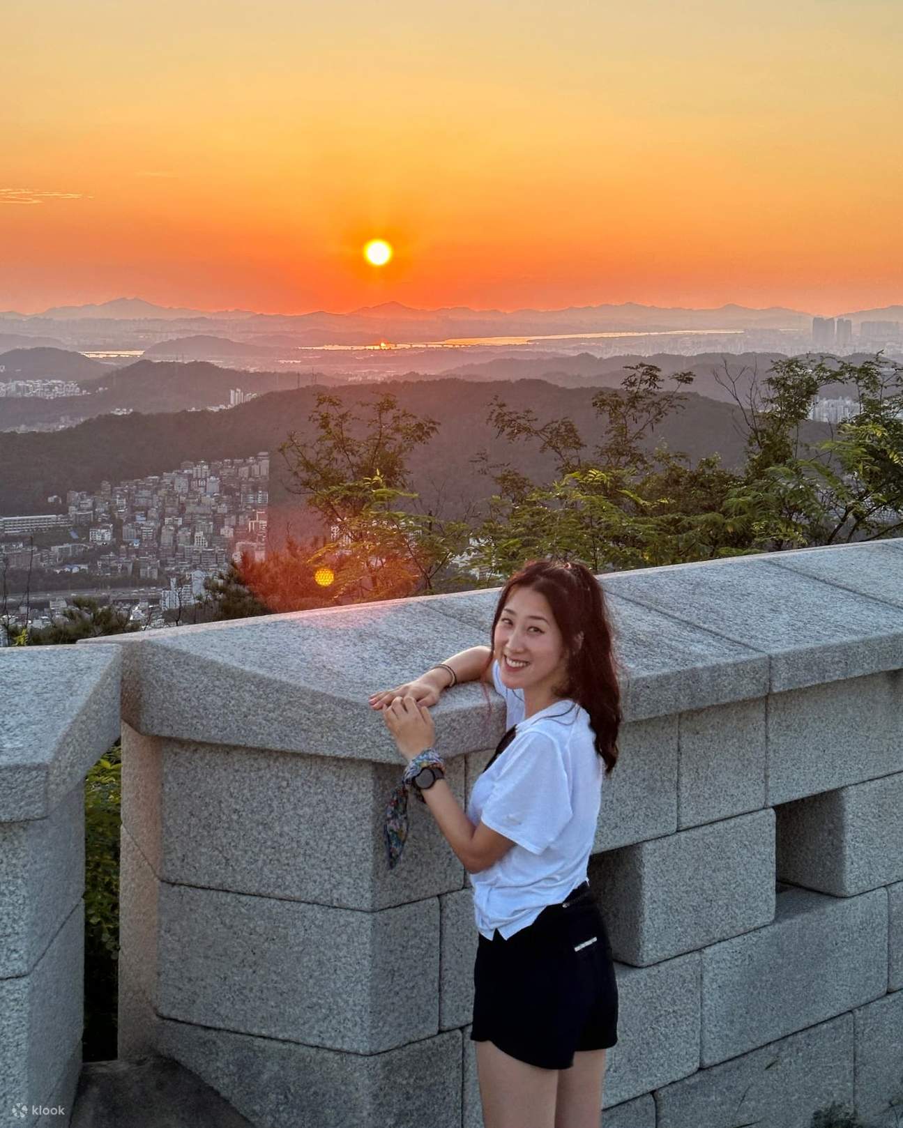 Inwangsan Hike & Historical Sites - Klook