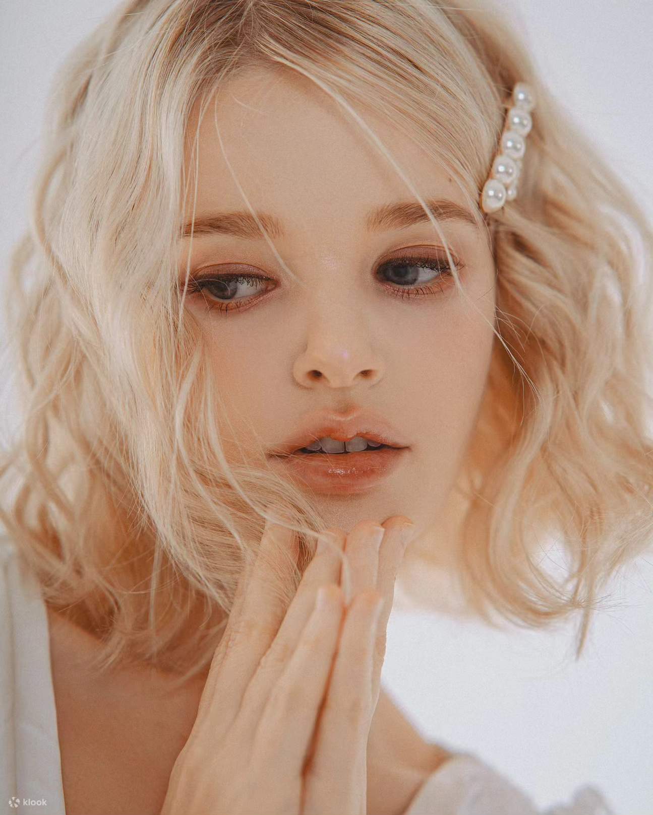 Seohwafilm Studio: Unique Profile Picture Experience in Seoul - Klook