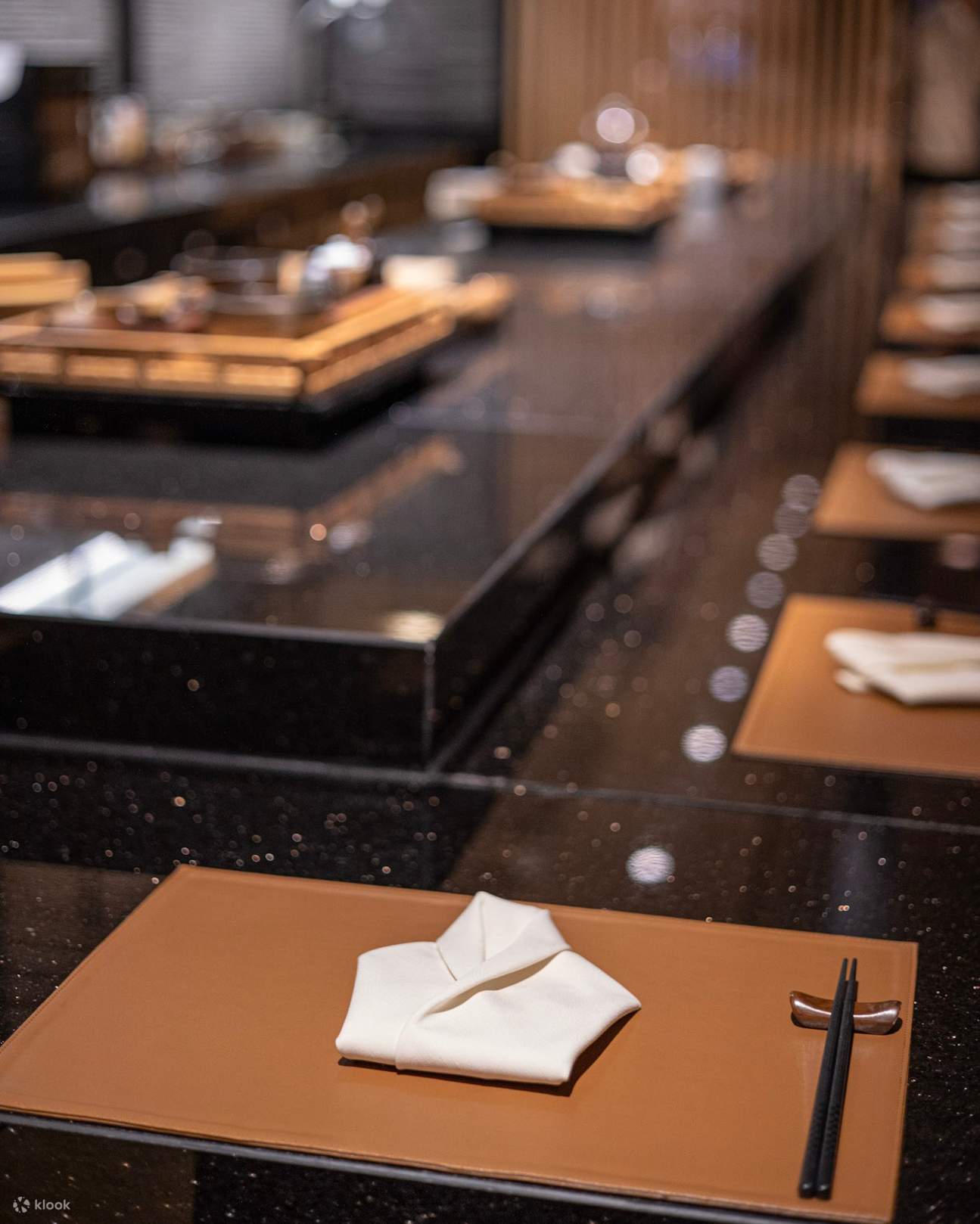Hashiri à l'hôtel Athenee : cuisine japonaise haut de gamme - Klook ...