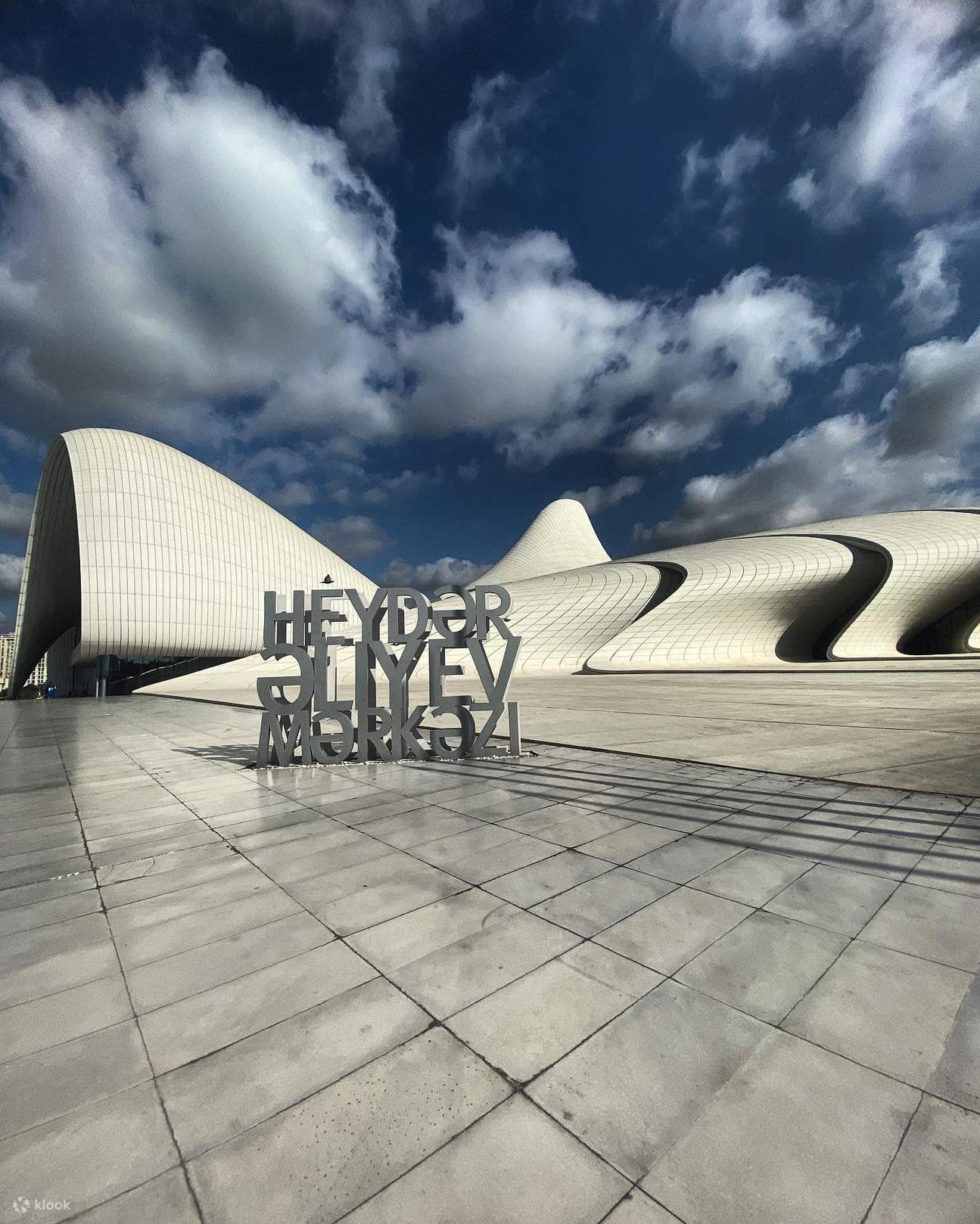 Flammes éternelles et légendes de pierre : excursion d'une journée à ...