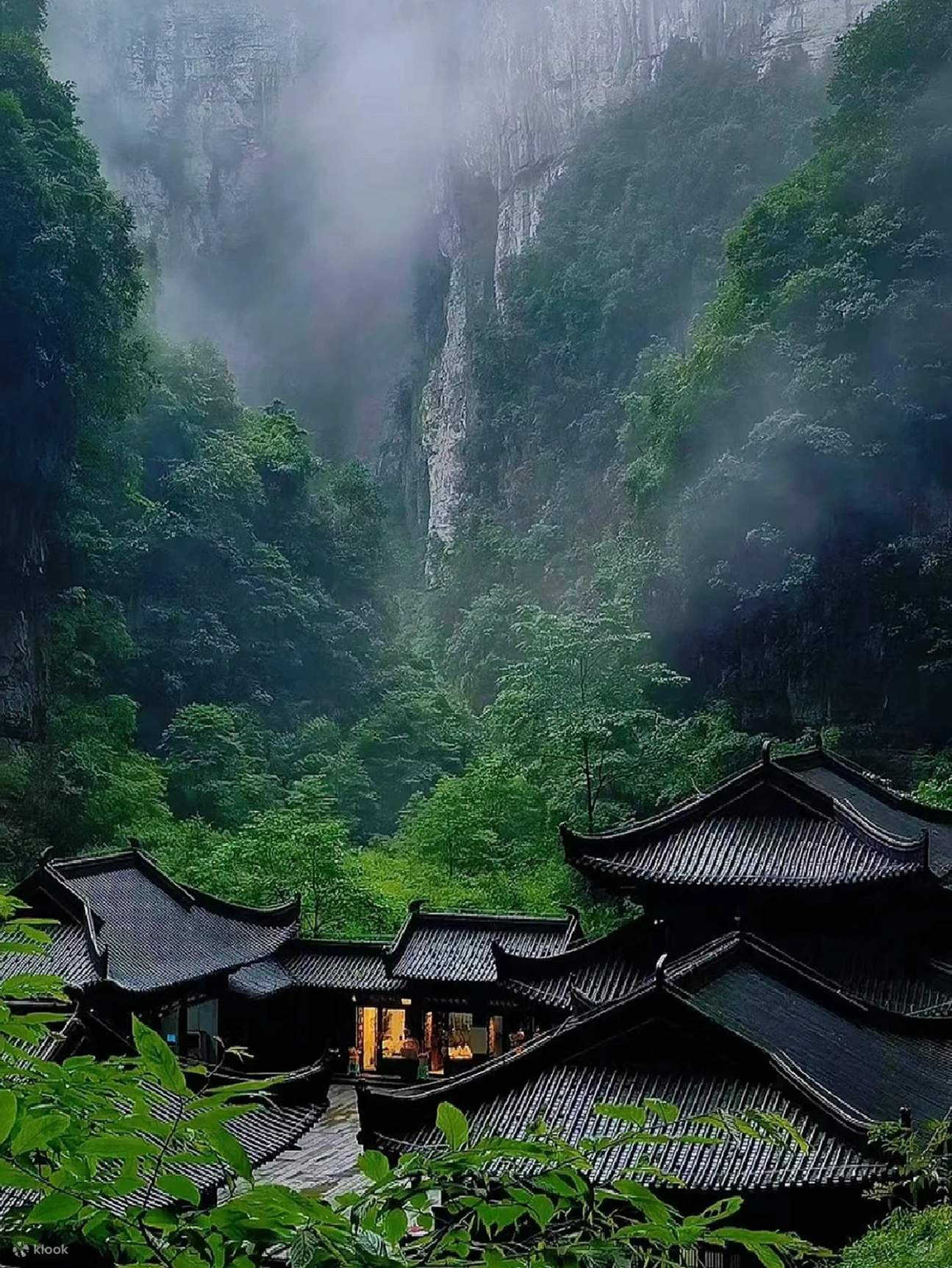 Chongqing Wulong Chinese and English Private Group 2-Day Tour (Natural ...