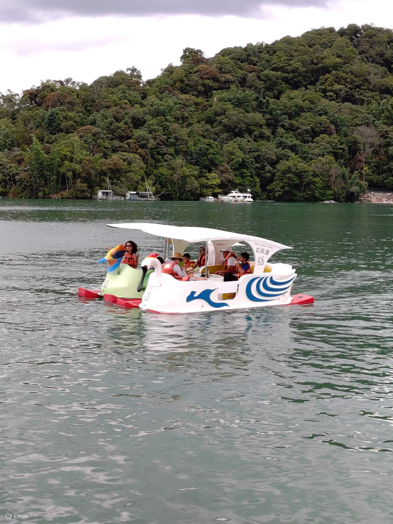 Perahu Listrik Air Danau Nantou Sun Moon・Kano・Sepeda Air - Klook Indonesia