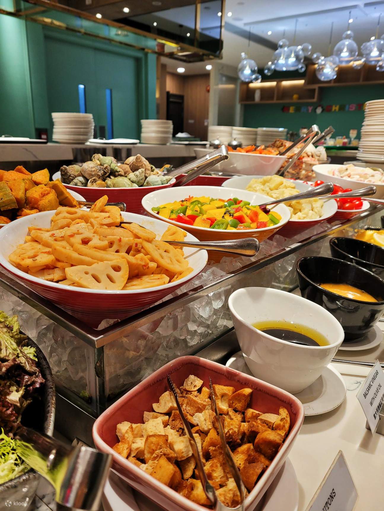 1-night Stay at Holiday Inn Express Hong Kong Kowloon CBD2 - Klook