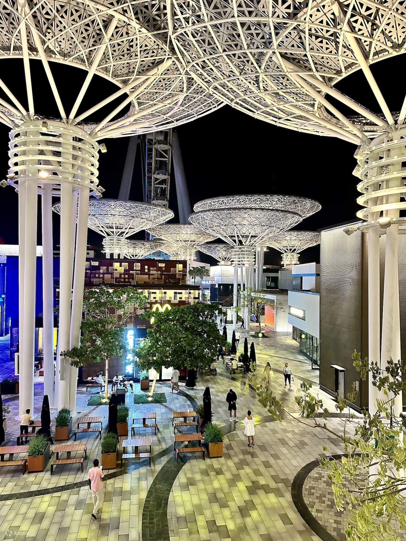 E-scooter Guided Tour: Jelajahi Dubai Marina, Bluewaters, dan JBR - Klook Indonesia