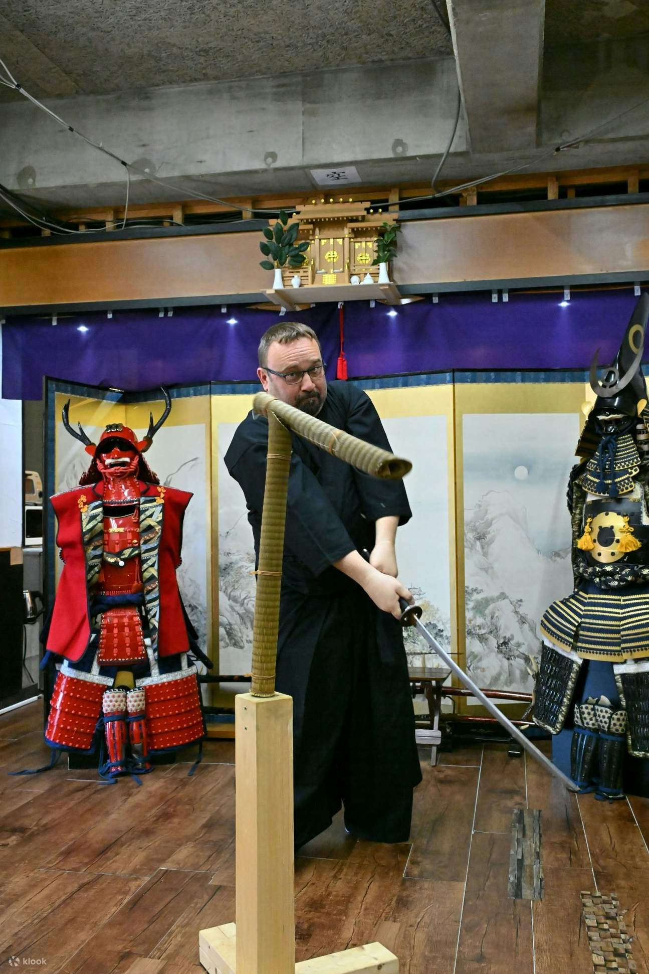 Clase práctica para aprender Bushido y Zen cerca del Castillo de Osaka ...