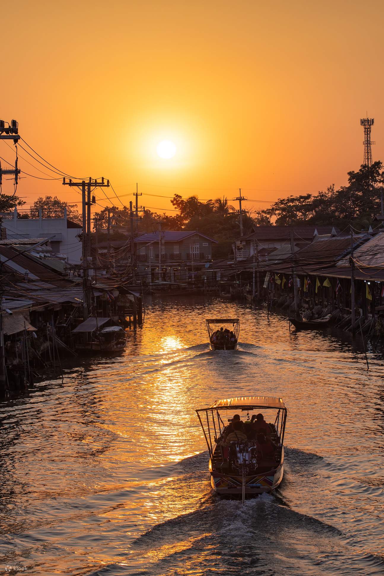Amphawa Floating Market & Maeklong Railway Train Market Day Tour ...