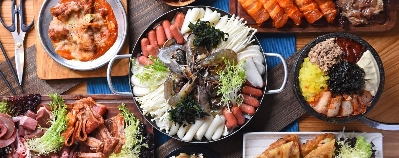 啾哇嘿喲 Korean BBQ Specialiteitenrestaurant - MRT Zhongxiao Fuxing Station ...