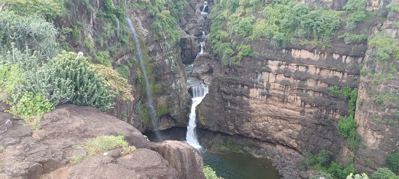 A Day Among The Gods : Ajanta and Ellora Caves Trip From Aurangabad ...