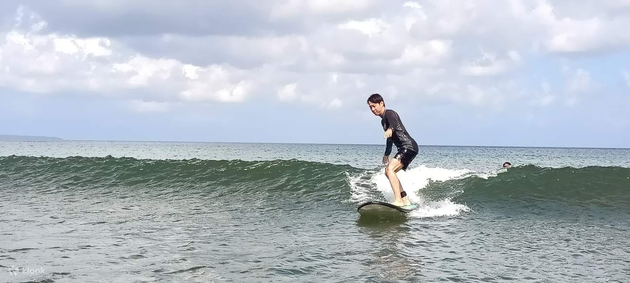 Surfing Lesson in Kuta Bali with Korean-speaking Instructor - Klook