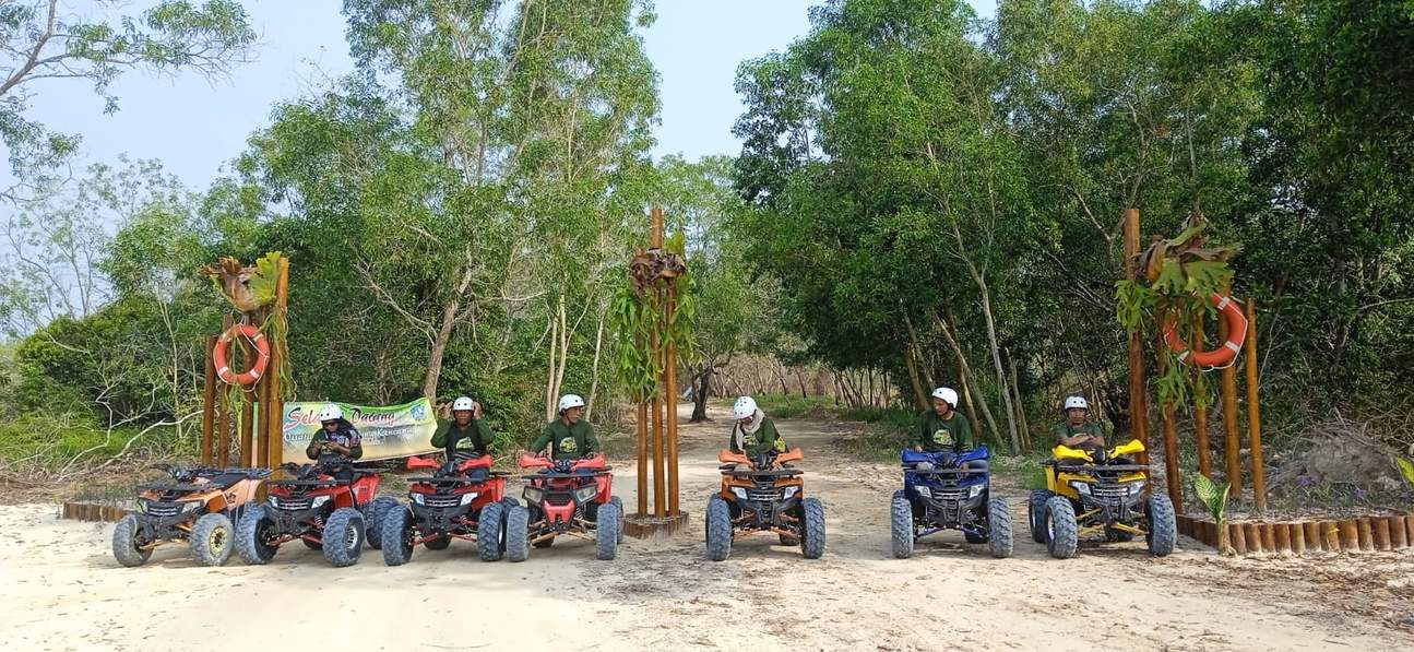 Bintan Desert and Blue Lake Tour - Klook Singapore