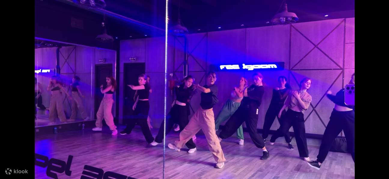 K-pop Dance Experience in Seoul (Class + Video Souvenir) - Klook Hong Kong